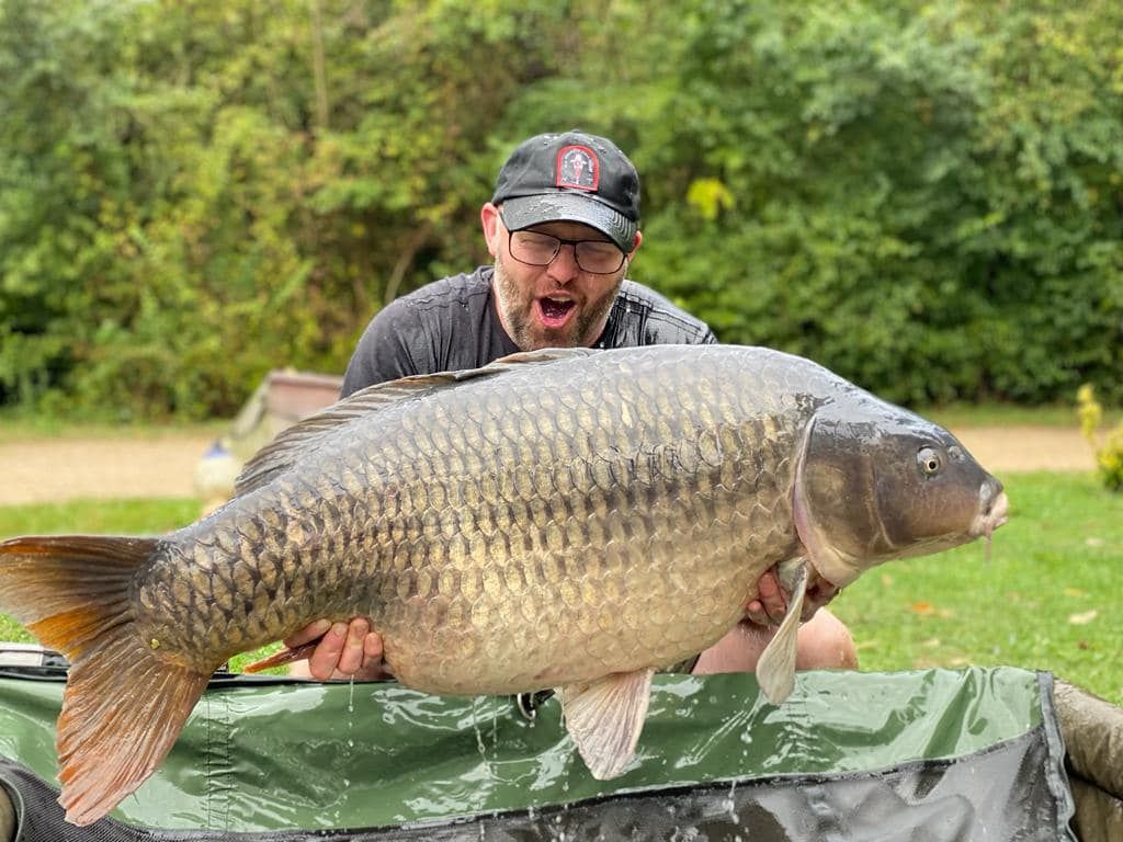 Videos | Big Carp Fishing France at Sky Lake with Angling Lines